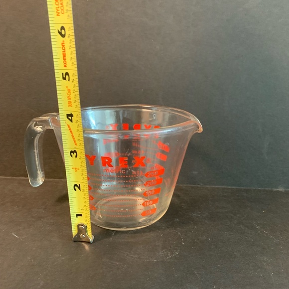 Pyrex | Kitchen | Vintage Pyrex Measuring Cup | Poshmark